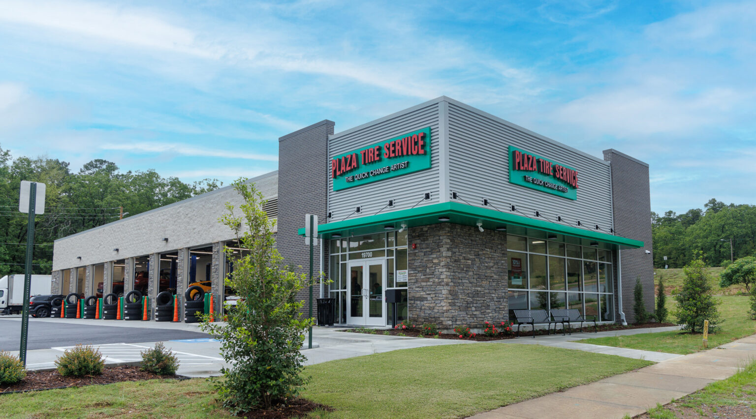 Plaza Tire Service opens 16th Arkansas Location – Sun Auto Tire & Service